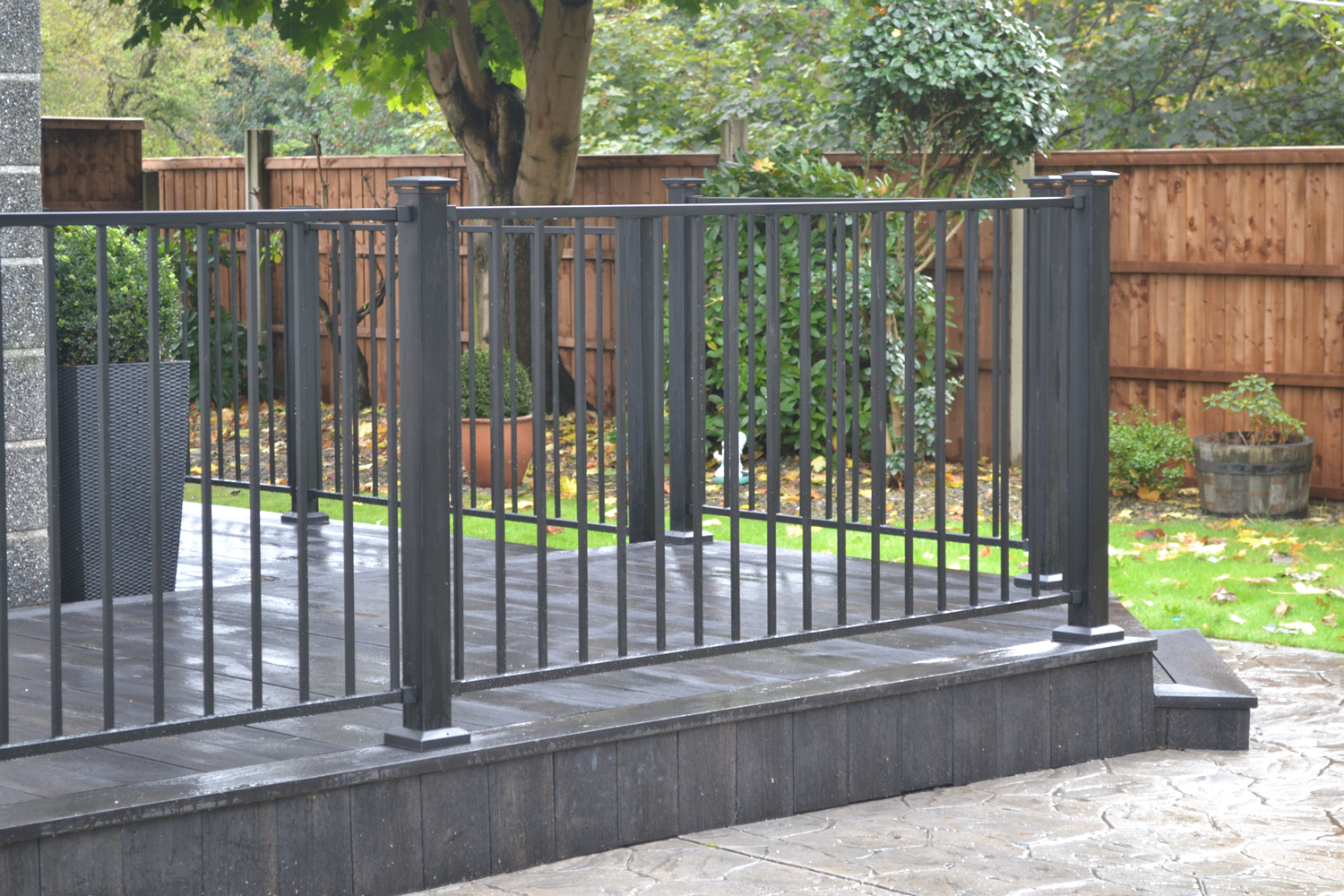 railingGallery04 - Leon Atkins